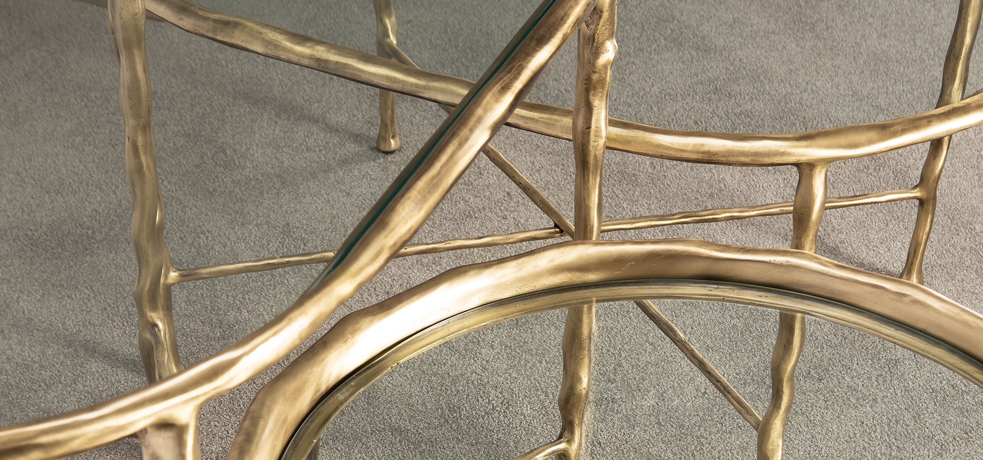 Lupa - side table - table - hamilton conte